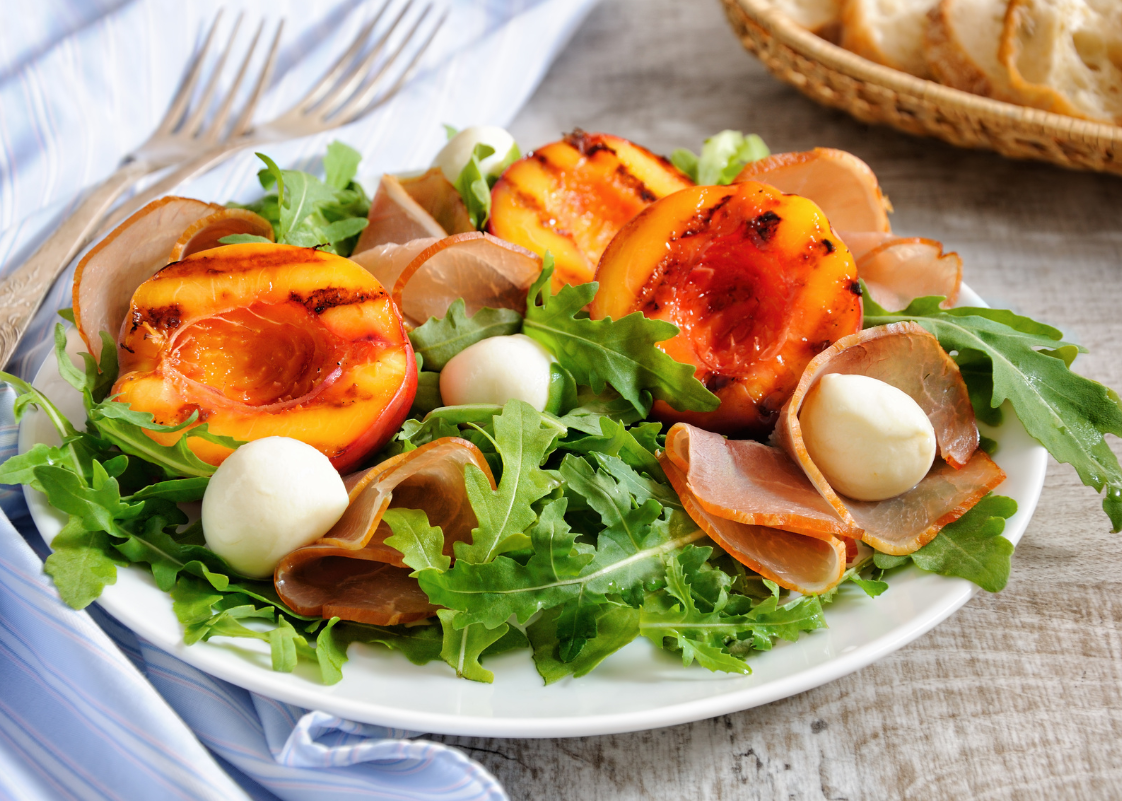 3 easy ways to enjoy fresh Ontario peaches with your favourite product ...